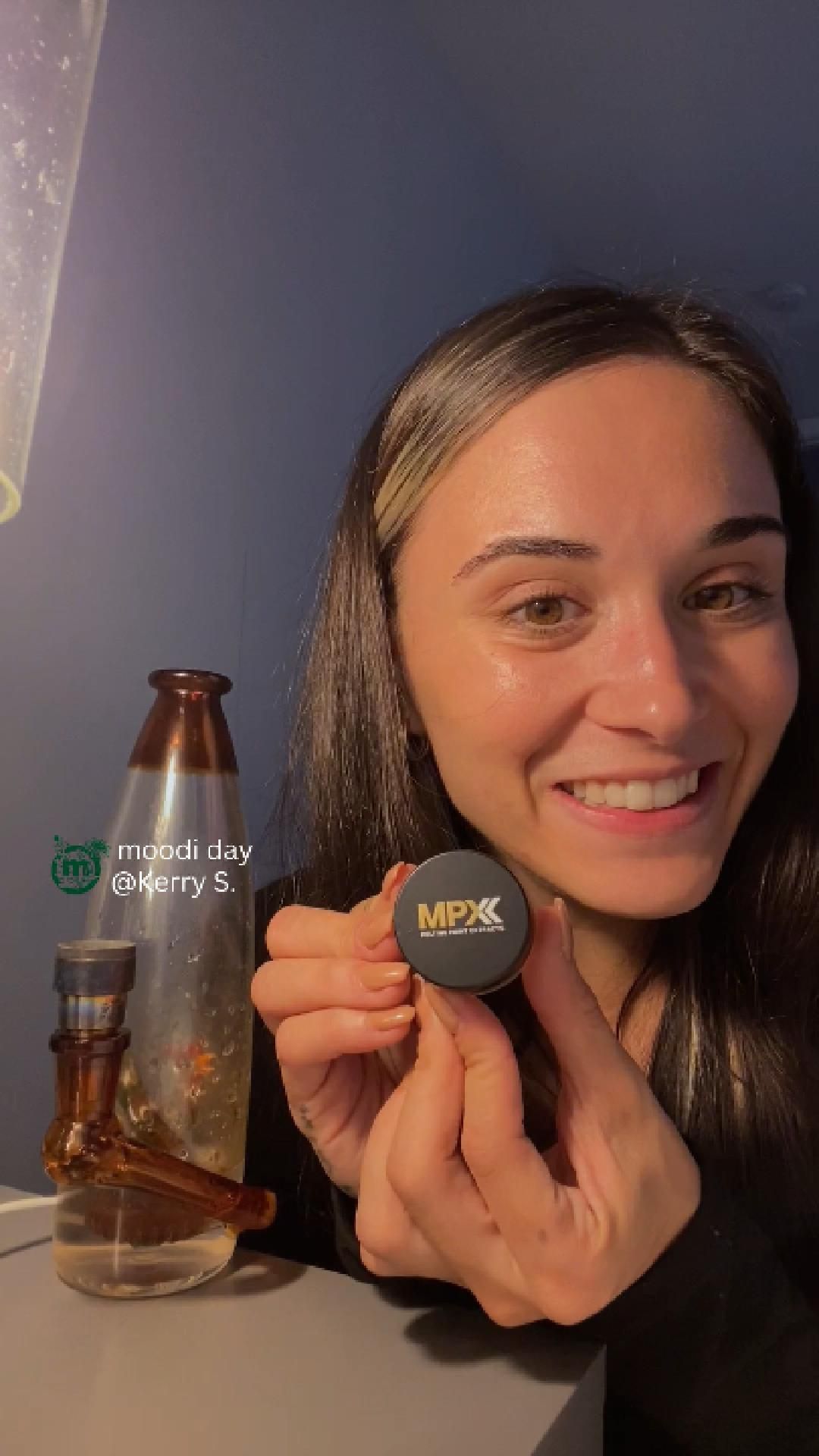 MPX Citradelic Sunset Live Resin Sugar Review by Kerry S. | Real ...